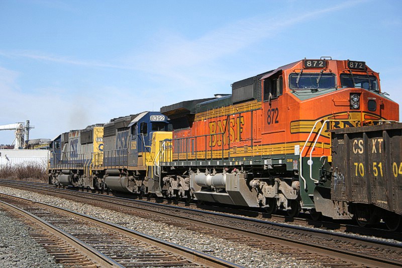BNSF 872
